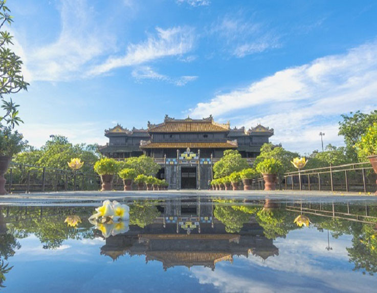 Full Day Hue City Tour From Hoi An | Vietnam Escape Tours